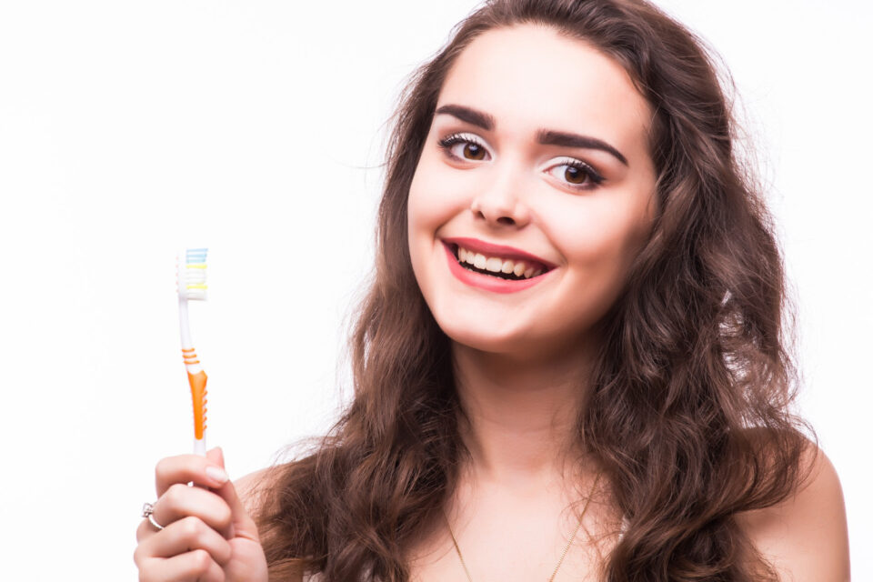 How to Choose the Right Toothbrush for Your Smile